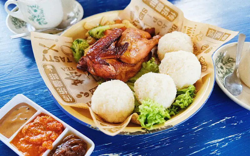 O'My Kampong Review: Chicken rice balls in Sengkang - The Halal Eater